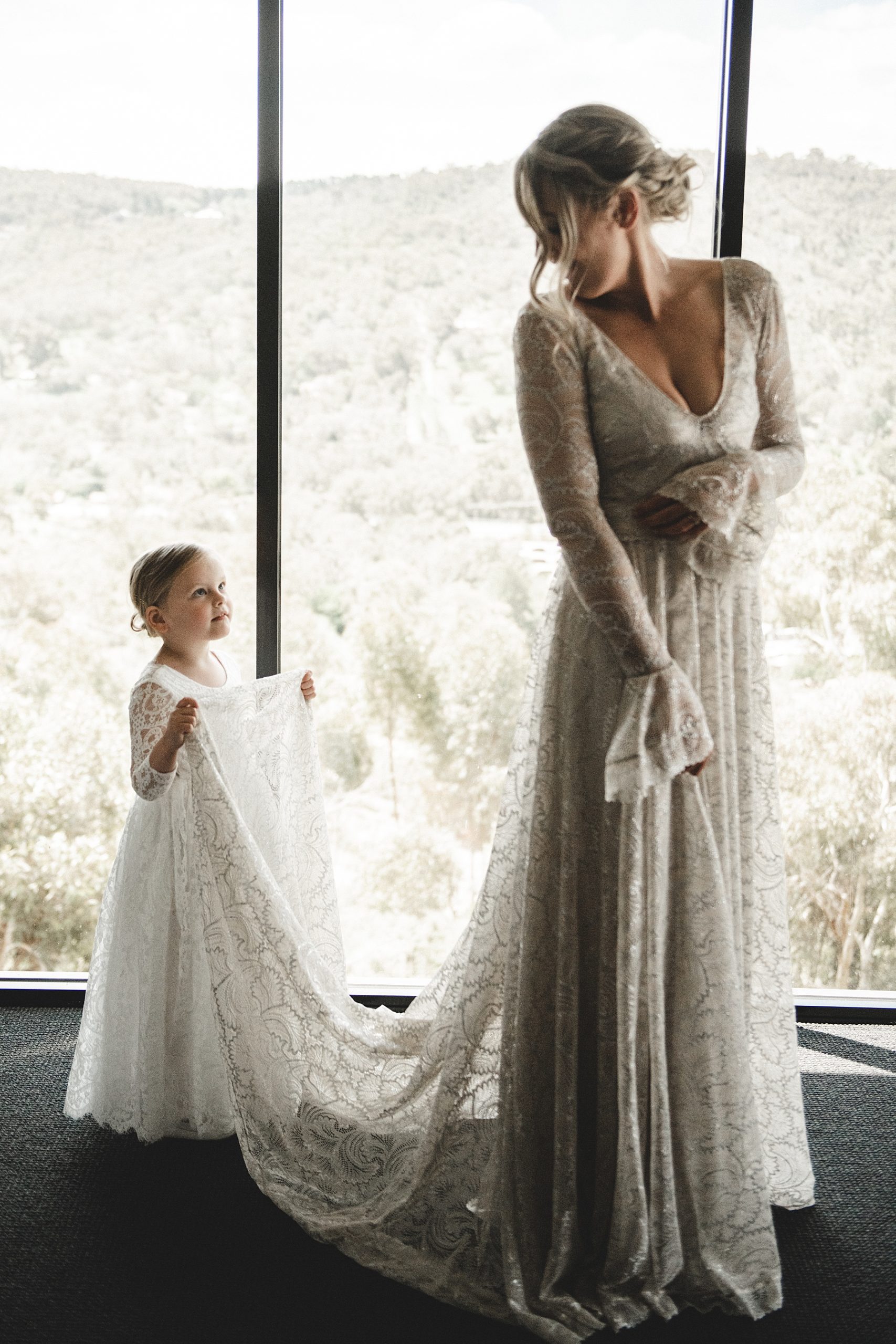 Tess + Tim | The Sneak Peek | Perth Wedding - erinmckenzie.com.au